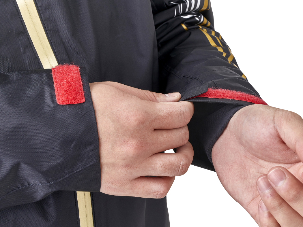 アルテマシールドプロ レインスーツ GM3718 | がまかつ